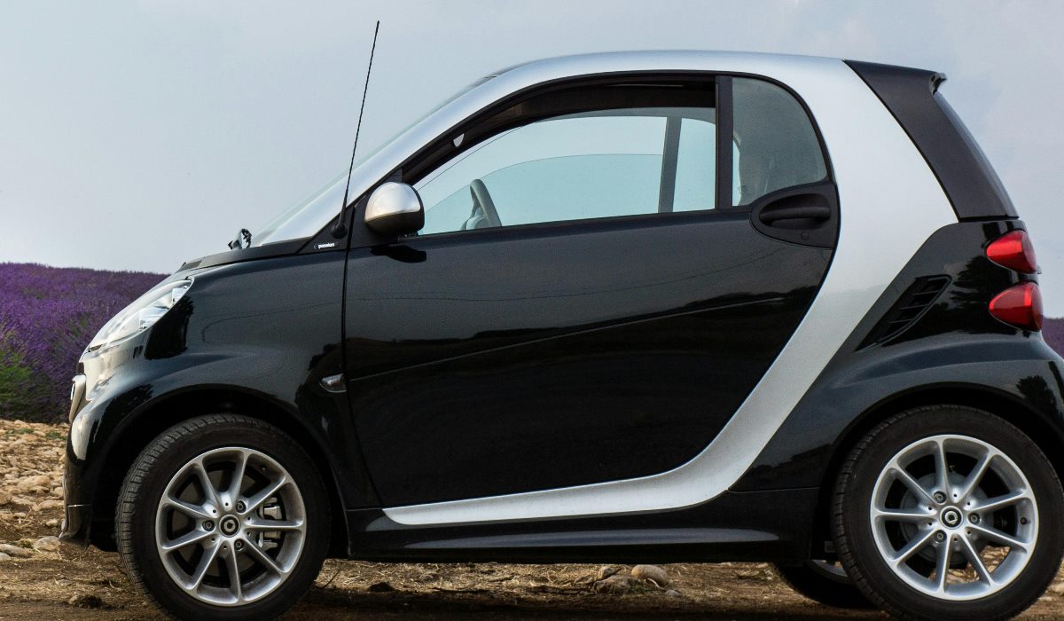 Paras mopoauto (2025) - Testissä 5 parasta - Yleiskone.com